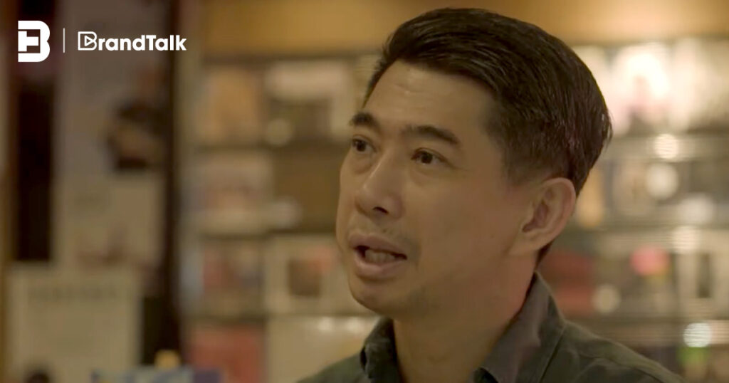 'เพื่อน'...นักฟังเพลงสามทศวรรษ - BrandThink